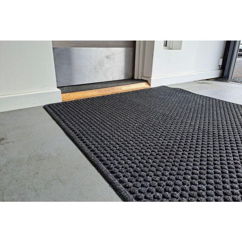 Aquamat Super Heavy Duty Floor Mat 2'x3' | Janitorial Direct